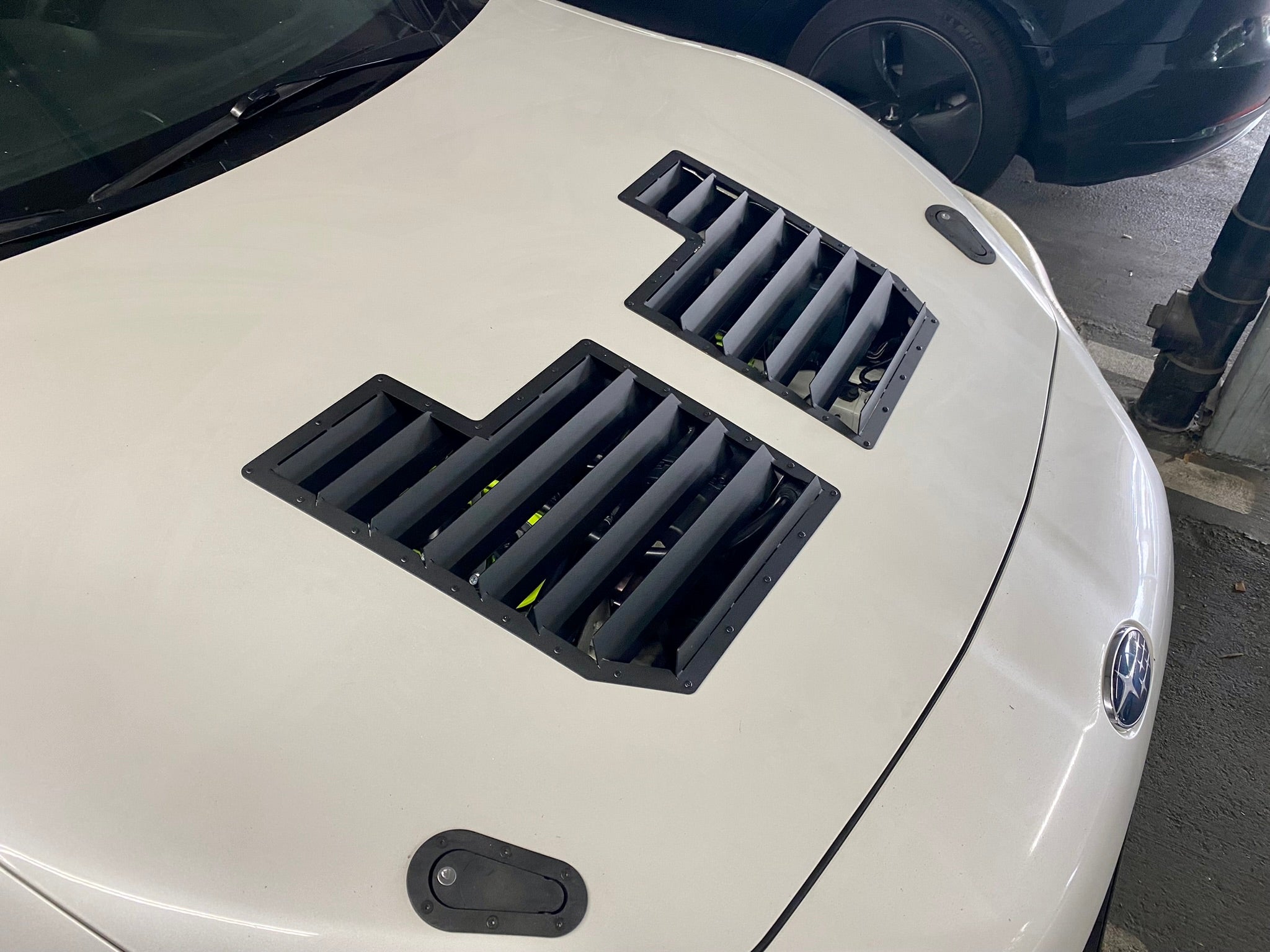 Hood Louvers – GK Engineering